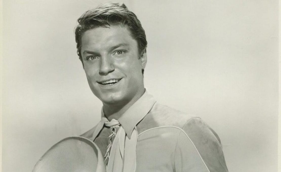 EVERY UK NUMBER ONE SONG: ‘She Wears Red Feathers’ – Guy Mitchell ...