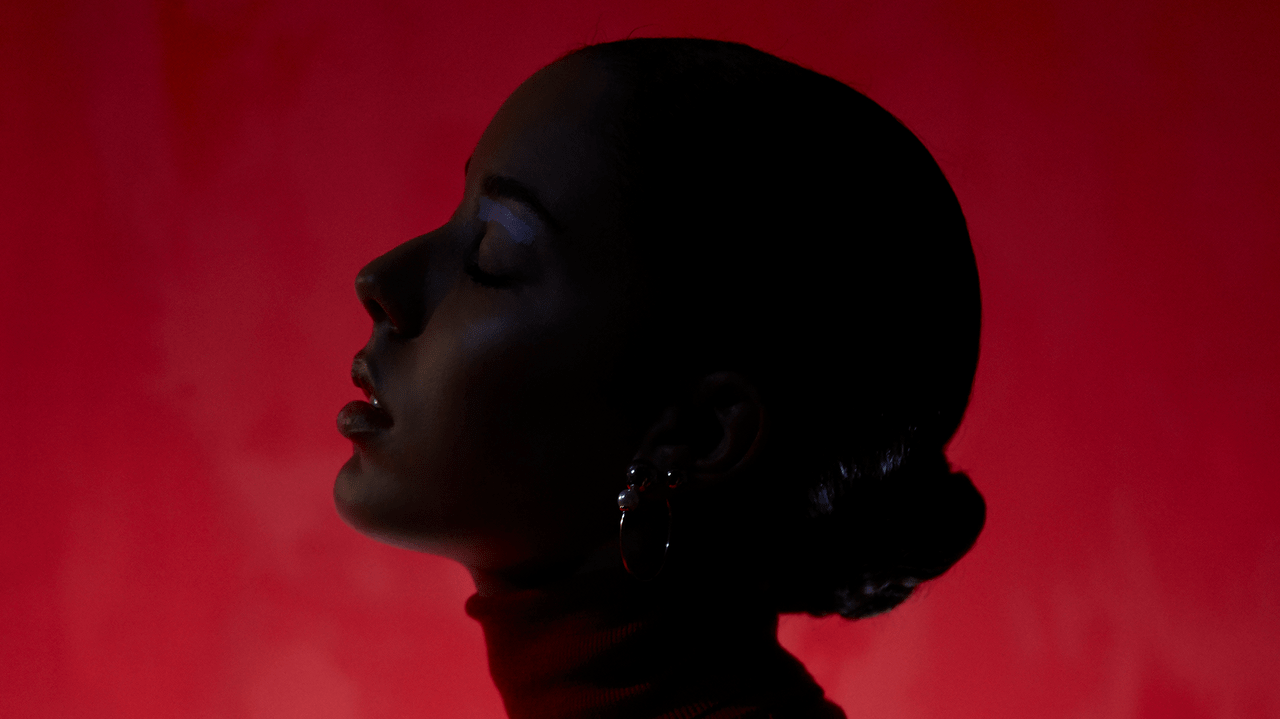 FRESH: ‘Why Her Not Me’ – Grace Carter – Talk About Pop Music