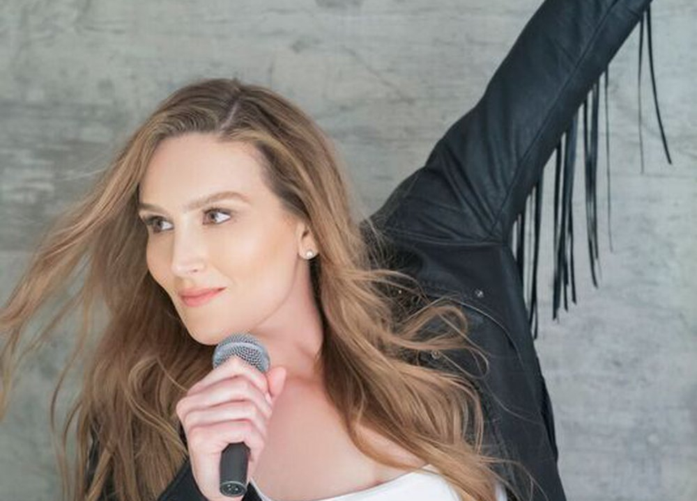FRESH: ‘Outline’ – Autumn Knight – Talk About Pop Music