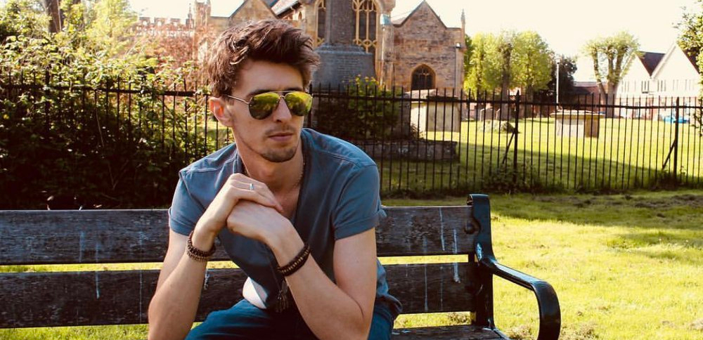 FRESH: ‘Breathe’ – Ben Austen – Talk About Pop Music