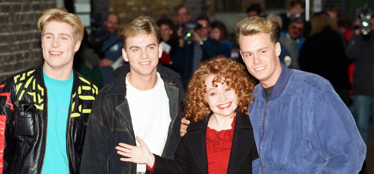 CHARTS: UK Top 40 Singles Chart 31st December 1989 – Talk About Pop Music