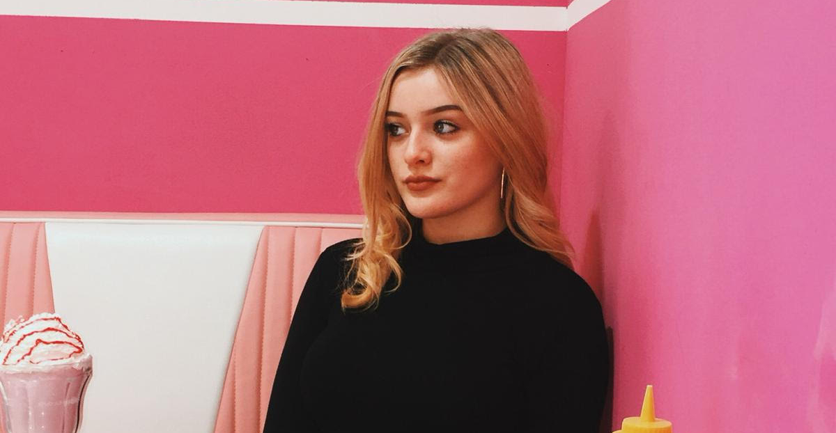 FRESH: ‘Summer With You’ – Aimee Broom – Talk About Pop Music