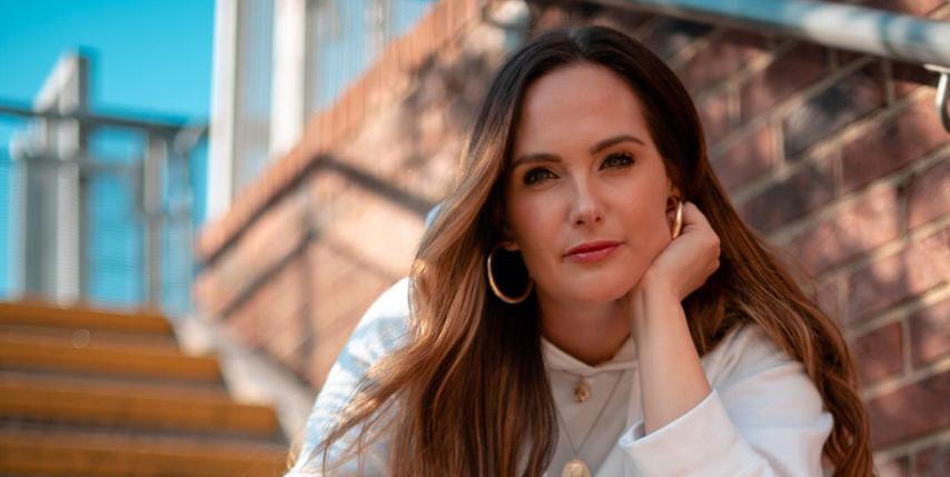 FRESH: ‘Oughta Know’ – Esmae – Talk About Pop Music