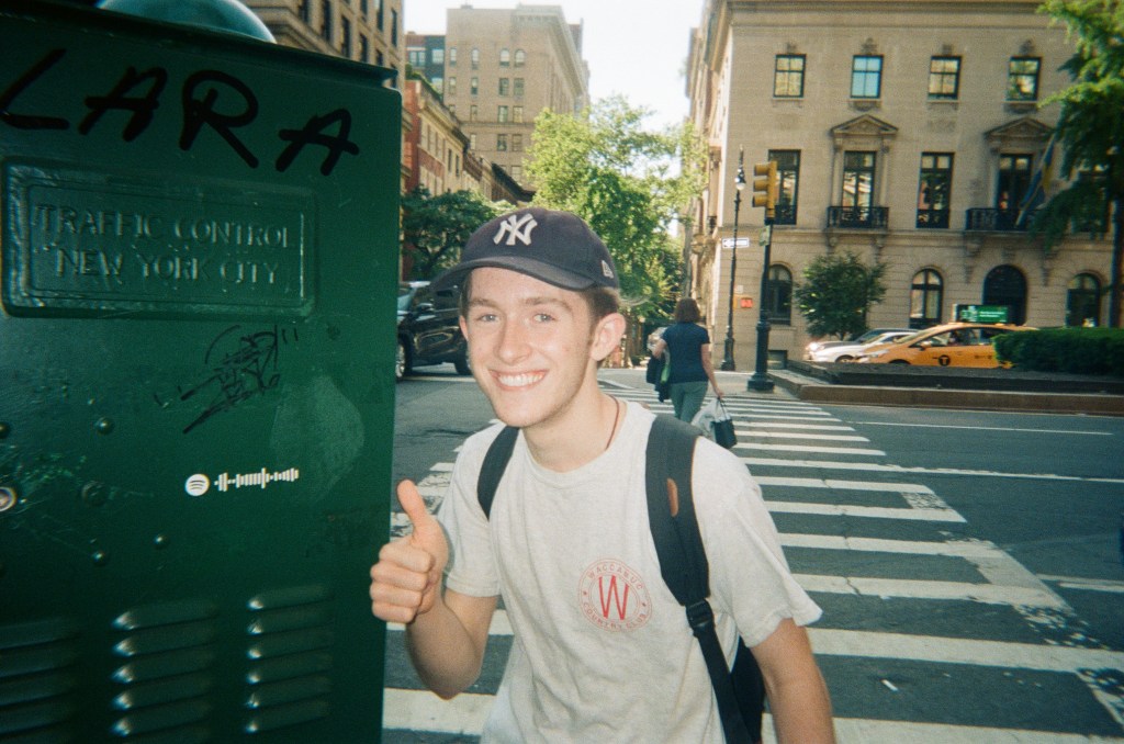 NEW: ‘Walking Song’ – Aidan McMahon – Talk About Pop Music